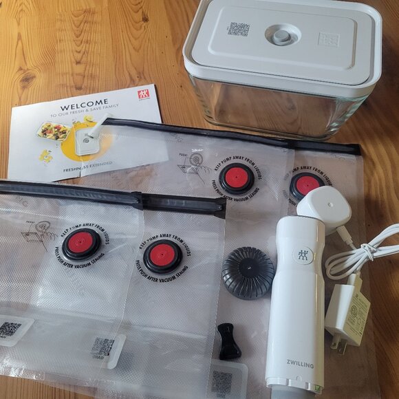 Zwilling | Kitchen | Zwilling Fresh Save Vacuum Sealer Starter Set ...
